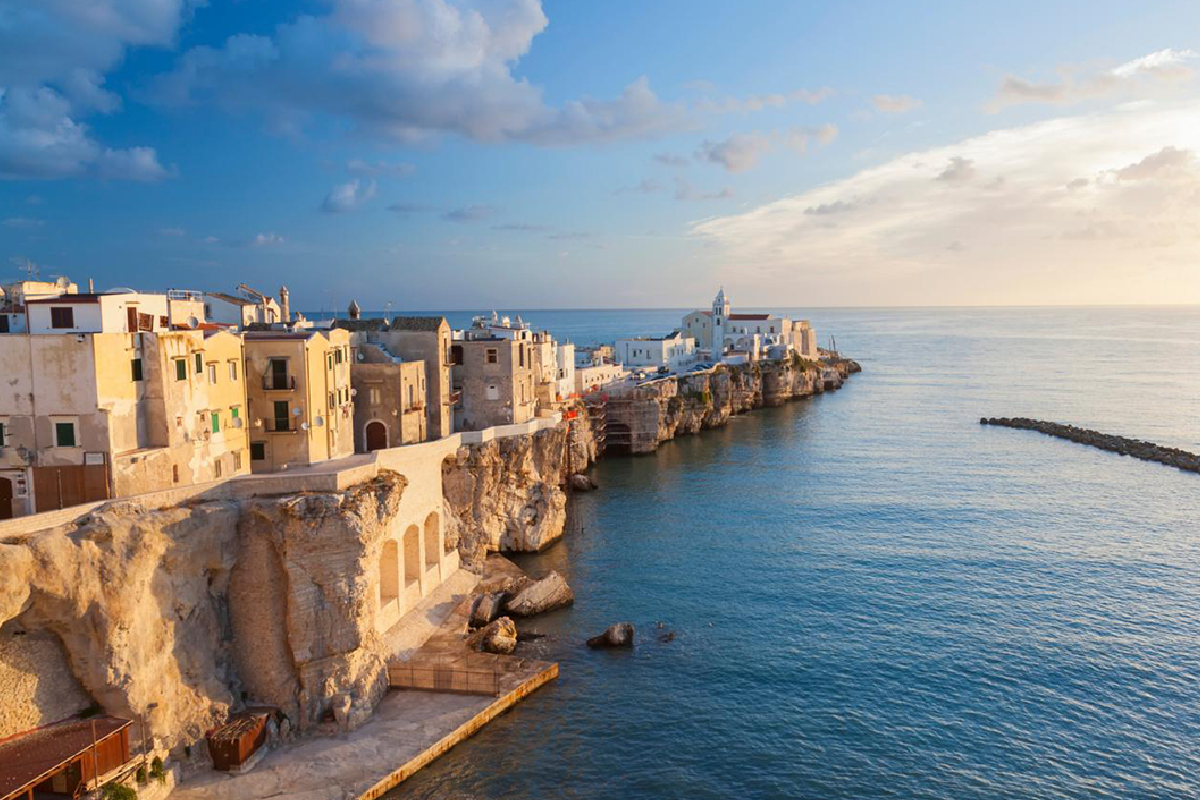Agosto in Puglia tra sagre, tornei medievali e tarantella. E...